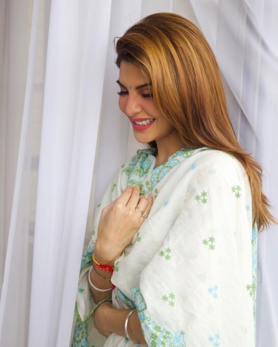 Bollywood Actress Jacqueline Fernandez Latest Photos In Ethnic Wear ...