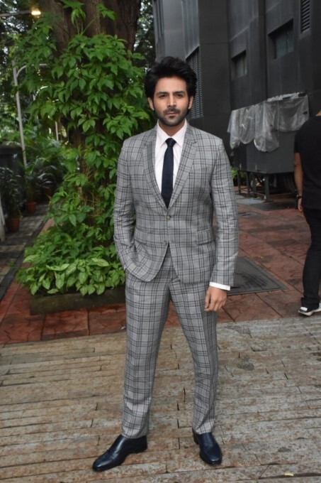 Bollywood Actress Kartik Aaryan Latest Photos Photos: HD Images ...