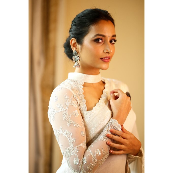 KGF Fame Actress Srinidhi Shetty Latest Photos Photos: HD Images ...