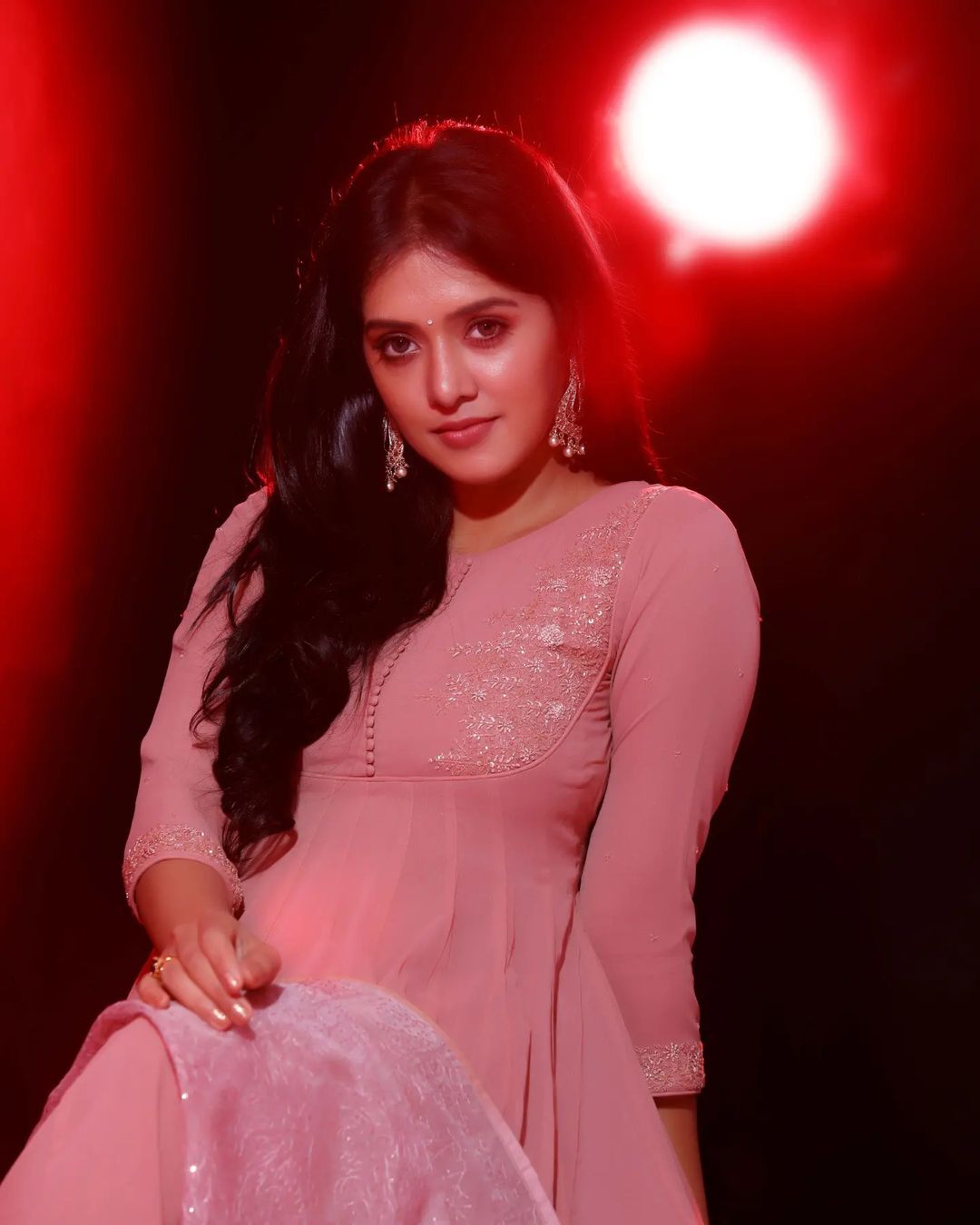 Mollywood Actress Aadhya Prasad Came Super Stylish in Liger Movie ...