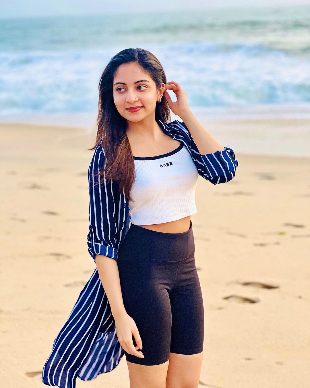 Social Media Star Ishaani Krishna's Beach Side Glamorous Photos, Viral ...
