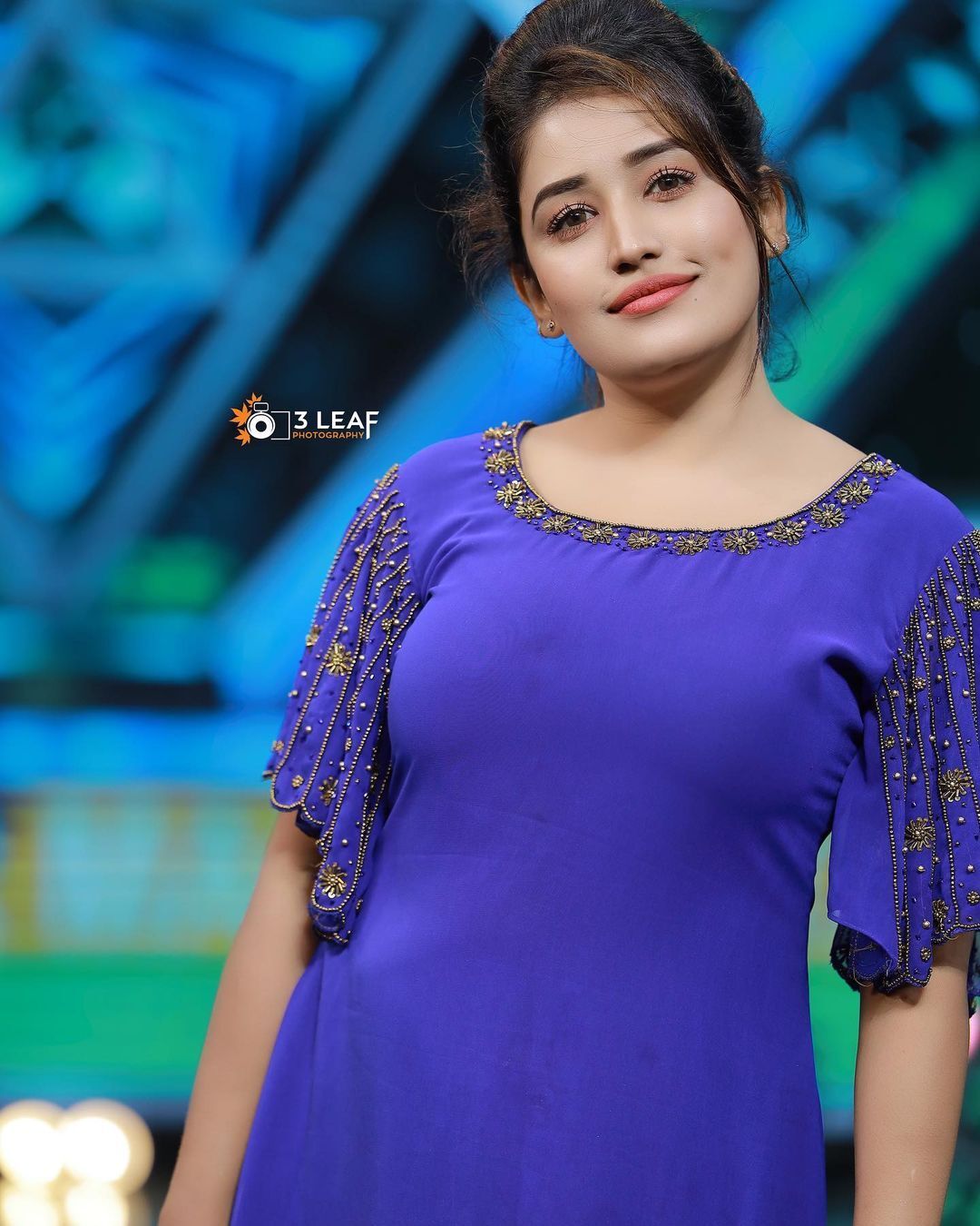 Star Magic Fame Anumol RS Karthu Looks Gorgeous in Kerala Traditional ...