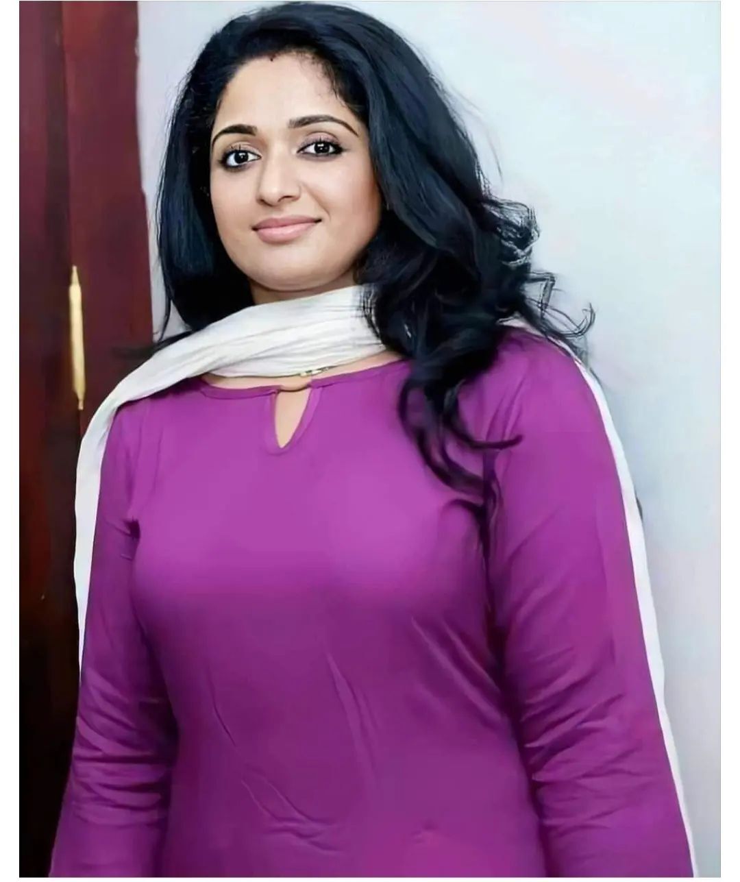 kavya madhavan new look in jeans and shirt goes viral | ജീന്‍സിലും ഷ ...