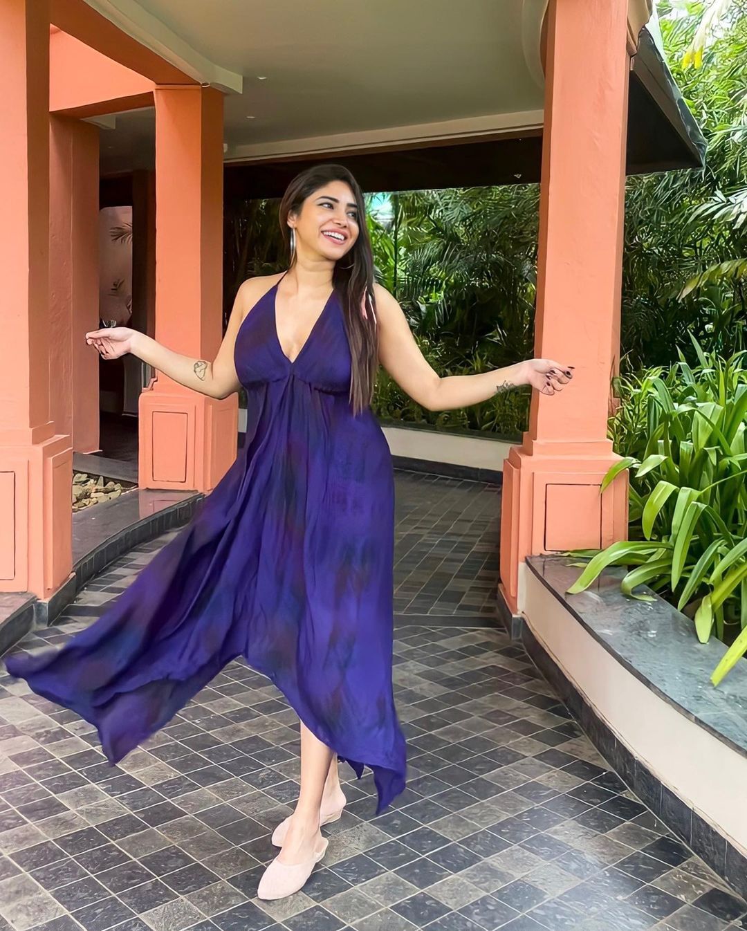 Actress Ameya Mathew Is Wating For Her Kochumuthalali At Kadappuram ...