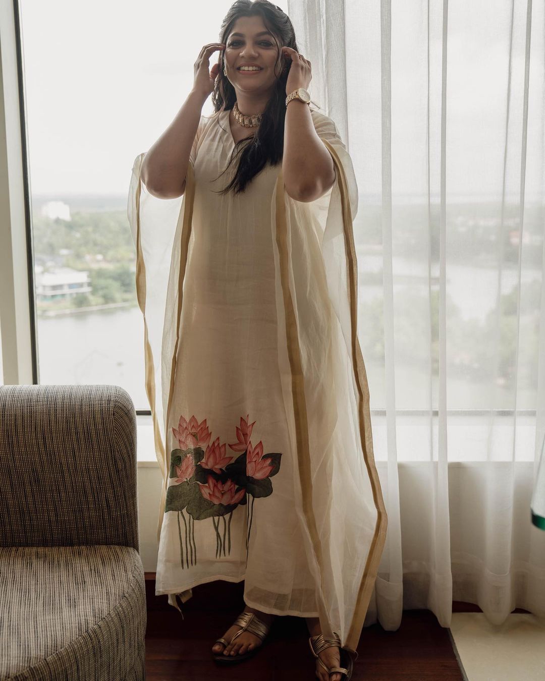 Actress Aparna Balamurali's New Stunning Look In Kaftan On Promotion ...