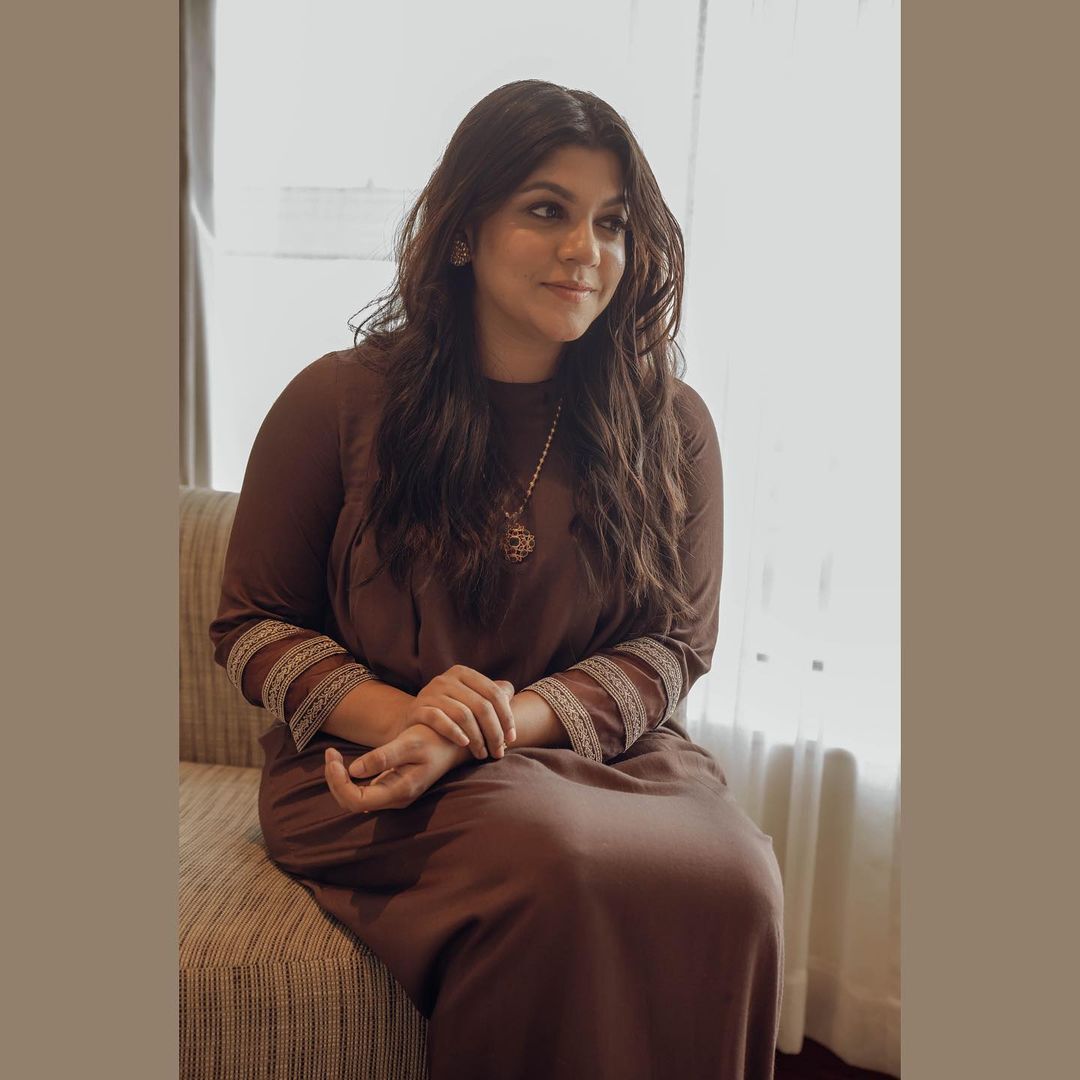 Actress Aparna Balamurali's New Stunning Look In Kaftan On Promotion ...