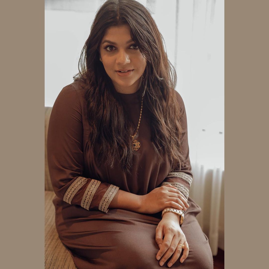 Actress Aparna Balamurali's New Stunning Look In Kaftan On Promotion ...