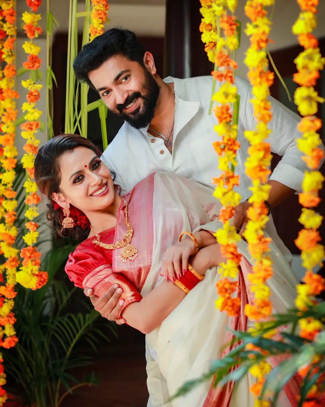 Dhanya Mary Varghese Engagement Photos