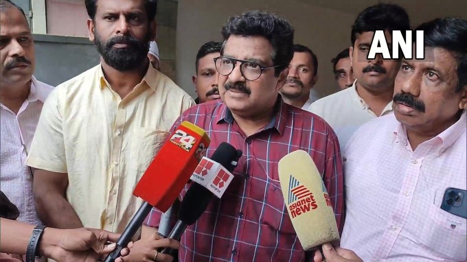 Check Out What Leaders Have To Say About PFI Ban Photos: HD Images ...