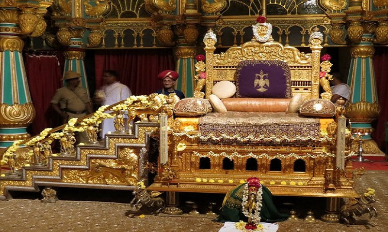 ಮೈಸೂರು ದಸರಾ: ಸೆಪ್ಟೆಂಬರ್ 20ಕ್ಕೆ ಖಾಸಗಿ ಸಿಂಹಾಸನ ಜೋಡಣೆ | Information about ...