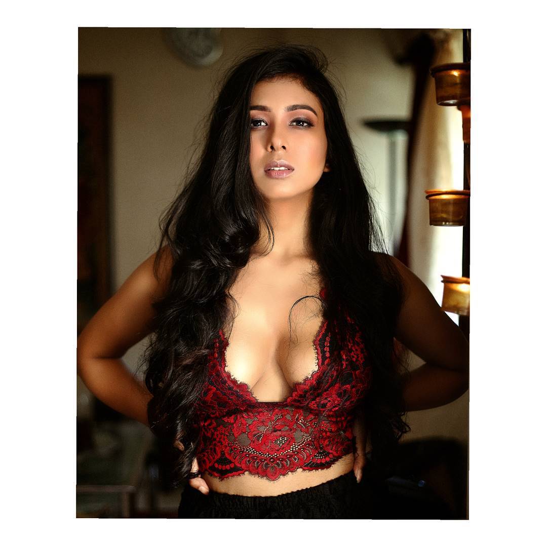 PHOTOS : ப்பா.. சொக்கவைக்கும் அழகில் பிரேரண பன்வார்.. ஆளை மயக்கும் நச் ஸ்டில்ஸ் இதோ! | actress ...