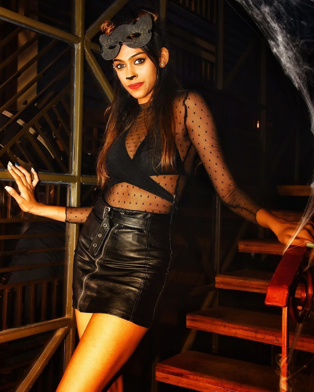 PHOTOS : பிகினியில் மாஸ் காட்டும் பிரித்வி.. கவர்ந்திழுக்கும் நச் க்ளிக்ஸ் இதோ! | singer ...