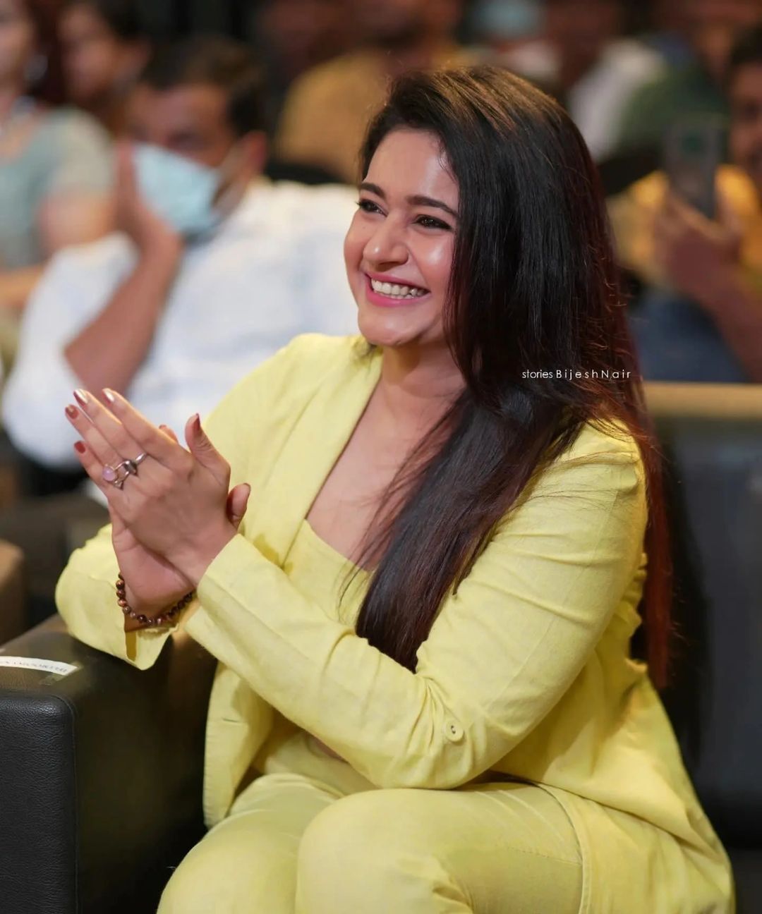 Poonam Bajwa Acted Main Hoon Moosa is Gonna Release Soon | സൂപ്പർ ലുക്കിൽ പൂനം ബജ്വ... മലയാളത്തി ...