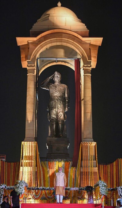 PM Modi Inaugurates 28-ft Statue Of Netaji Subhas Chandra Bose Photos ...