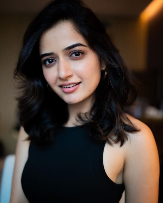 Sandalwood Actress Ashika Ranganath Looks Stunning In Latest Photos ...