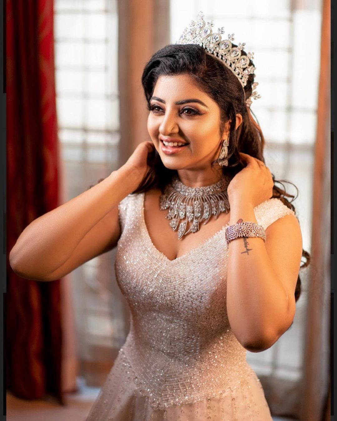 Tamil Producer Ravinder Chandrasekhar and Serial Actress Mahalakshmi marriage photos Goes Viral ...