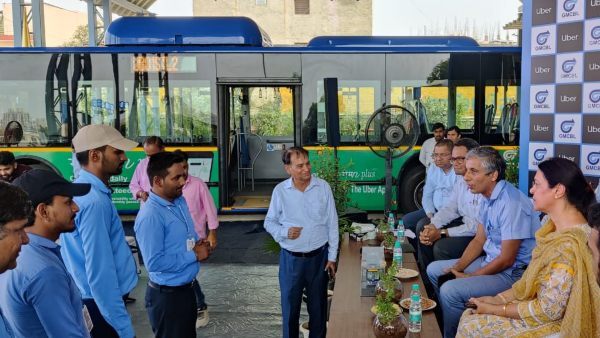 ಬೆಂಗಳೂರಿಗೆ ಆಗಮಿಸಲಿದೆಯೇ ಊಬರ್ ಬಸ್!? | Will Uber Bus arrive in Bangalore ...