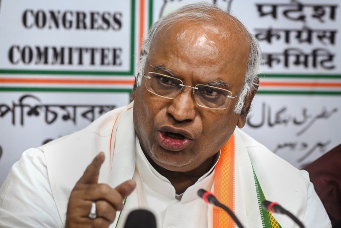 10 Things To Know About New Congress President Mallikarjun Kharge Photos: HD Images, Pictures ...