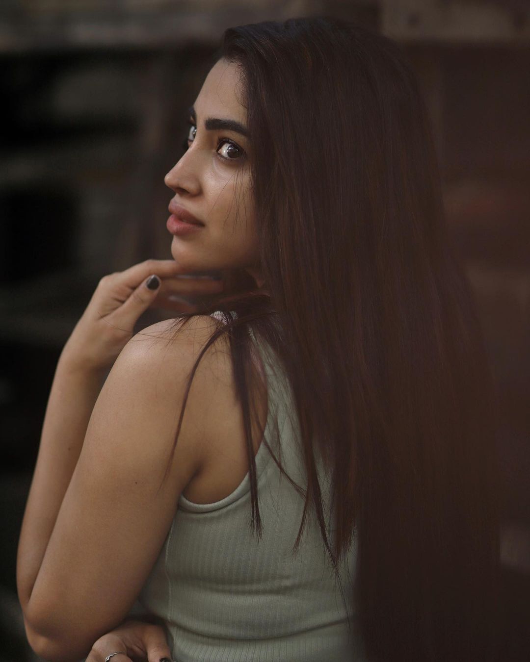 Actress Ameya Mathew New Bold And Stylish Stills With Funniest Caption ...