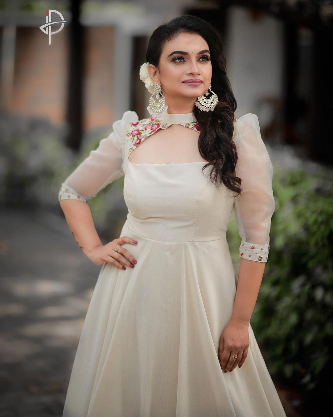 Actress-Dancer Krishna Praba Looks Gorgeous in Lehenka for Diwali ...