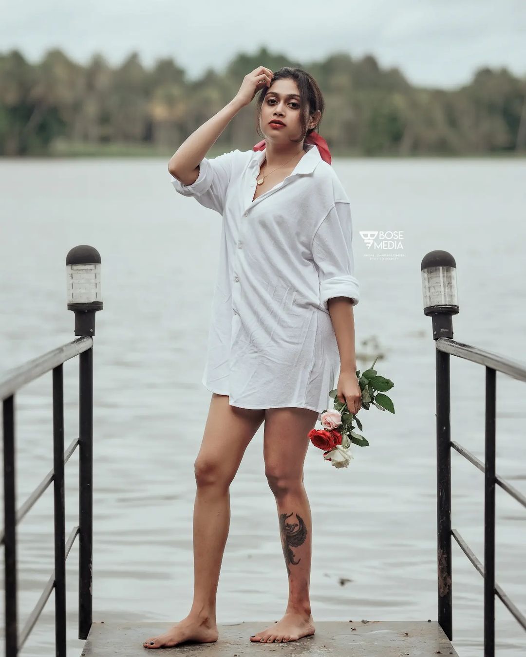 Actress Janaki Sudheer New Bold Photoshoot In White Shirt Made Fire On Social Media | ഇത് ...