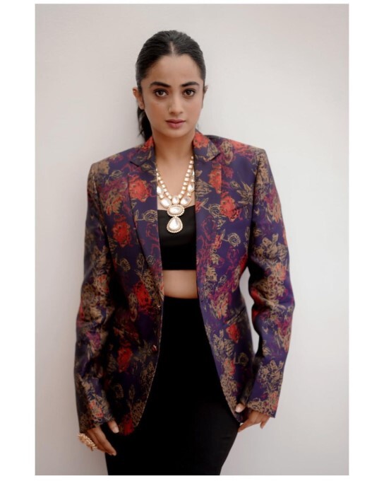 Actress Namitha Pramod Latest Photoshoot In Boss Look Photos: HD Images ...