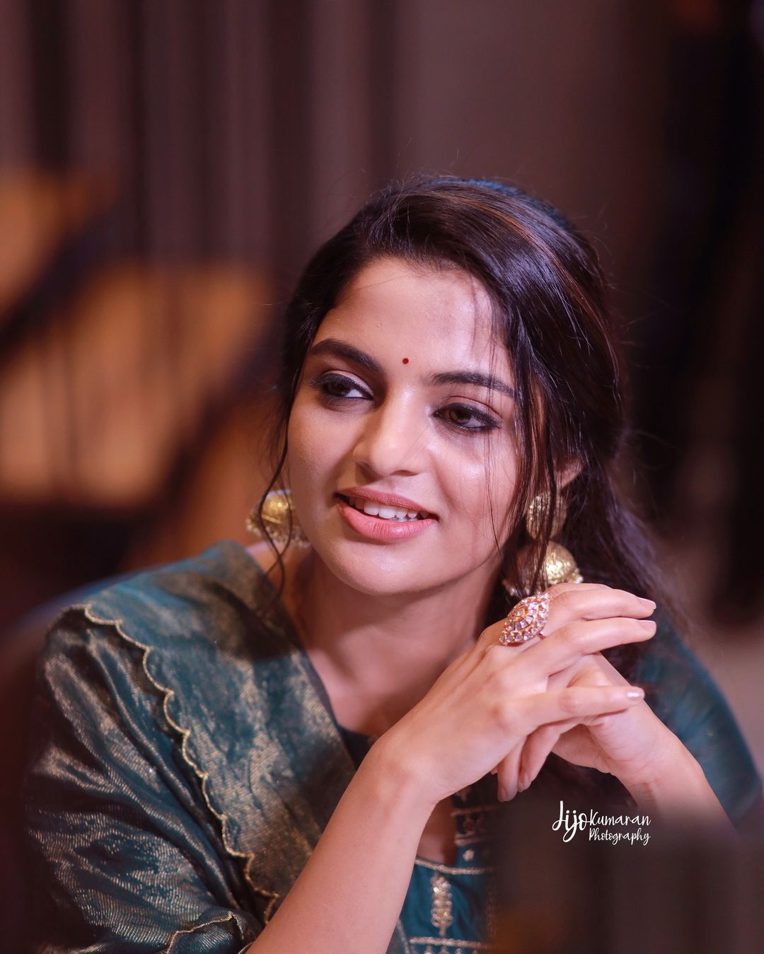 Actress Nikhila Vimal Had Three Continues Hits in Mollywood in This ...