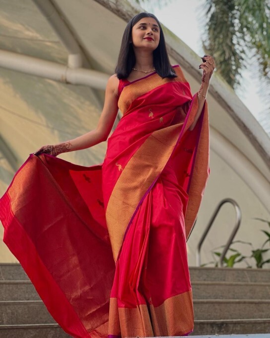 Bollywood Actress Kanika Mann Looks Stunning In Saree Photos: HD Images ...