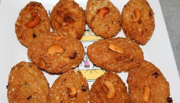 Chhat Puja 2022 Thekua Recipe: 'ठेकुआ' बिना अधूरा है छठ का त्योहार ...