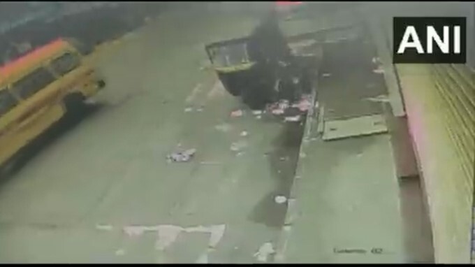 College Girl Molested By Auto Driver In Thane, Maharashtra's Photos: HD ...