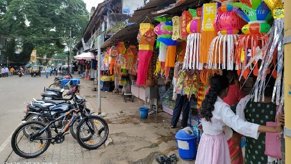 ಕಾರವಾರಲ್ಲಿ ದೀಪಾವಳಿ; ಮಾರುಕಟ್ಟೆಯಲ್ಲಿ ಖರೀದಿ ಭರಾಟೆ ಜೋರು | Deepavali ...