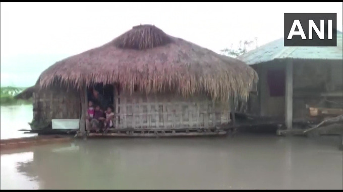 Flood Situation In The Dhemaji District Photos: HD Images, Pictures ...