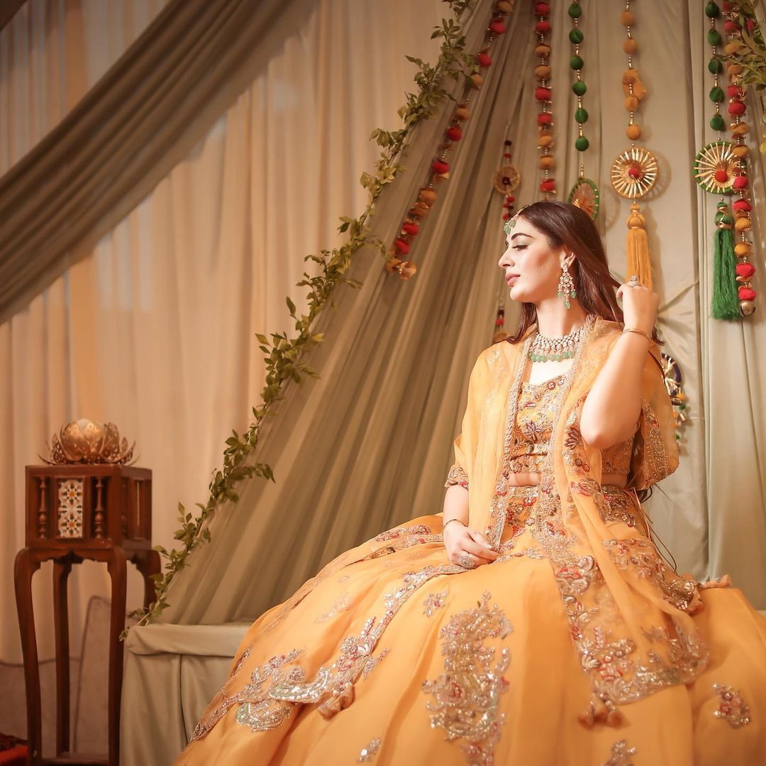 IAS Athar Aamir Khan ने Dr Mehreen Qazi से की शादी, देखें Wedding ...