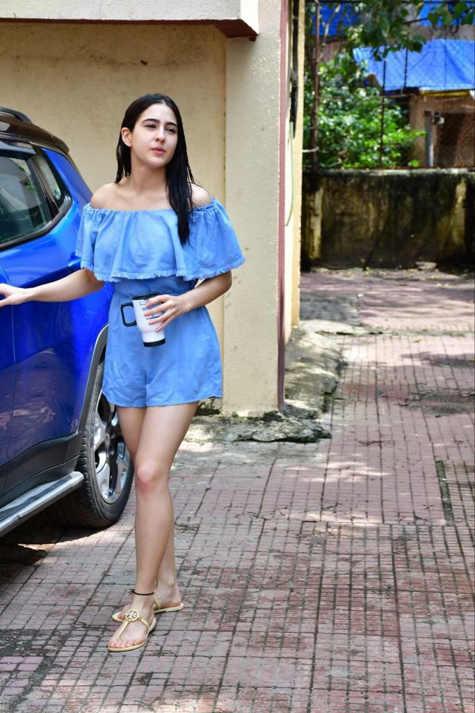 Photos सारा अली खान अपने आउटफिट में दिखीं बेहद Hot देखने वाले हुए
