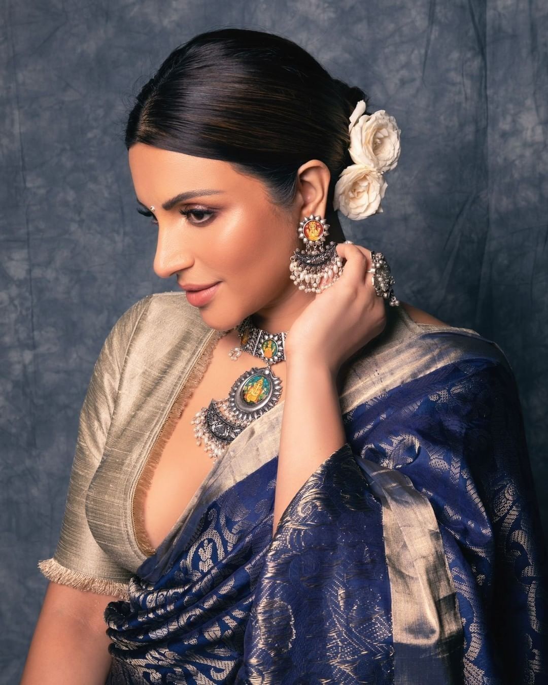 Photos: इतनी खूबसूरत साड़ी पहने Shama Sikander लगीं बेहद खूबसूरत ...