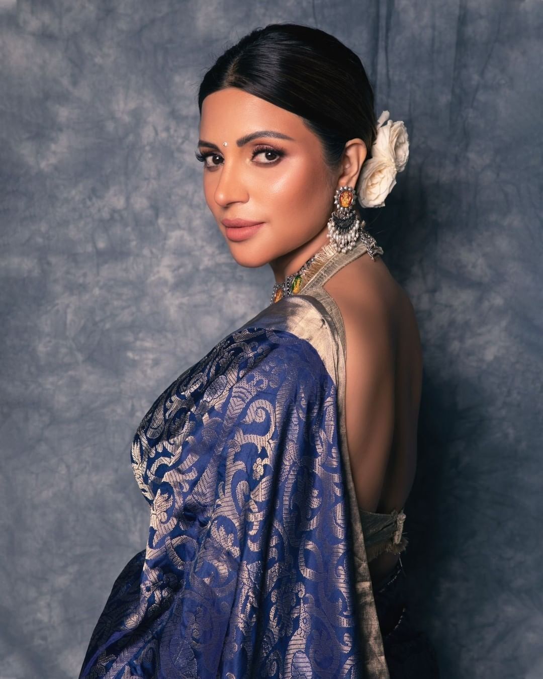 Photos: इतनी खूबसूरत साड़ी पहने Shama Sikander लगीं बेहद खूबसूरत ...