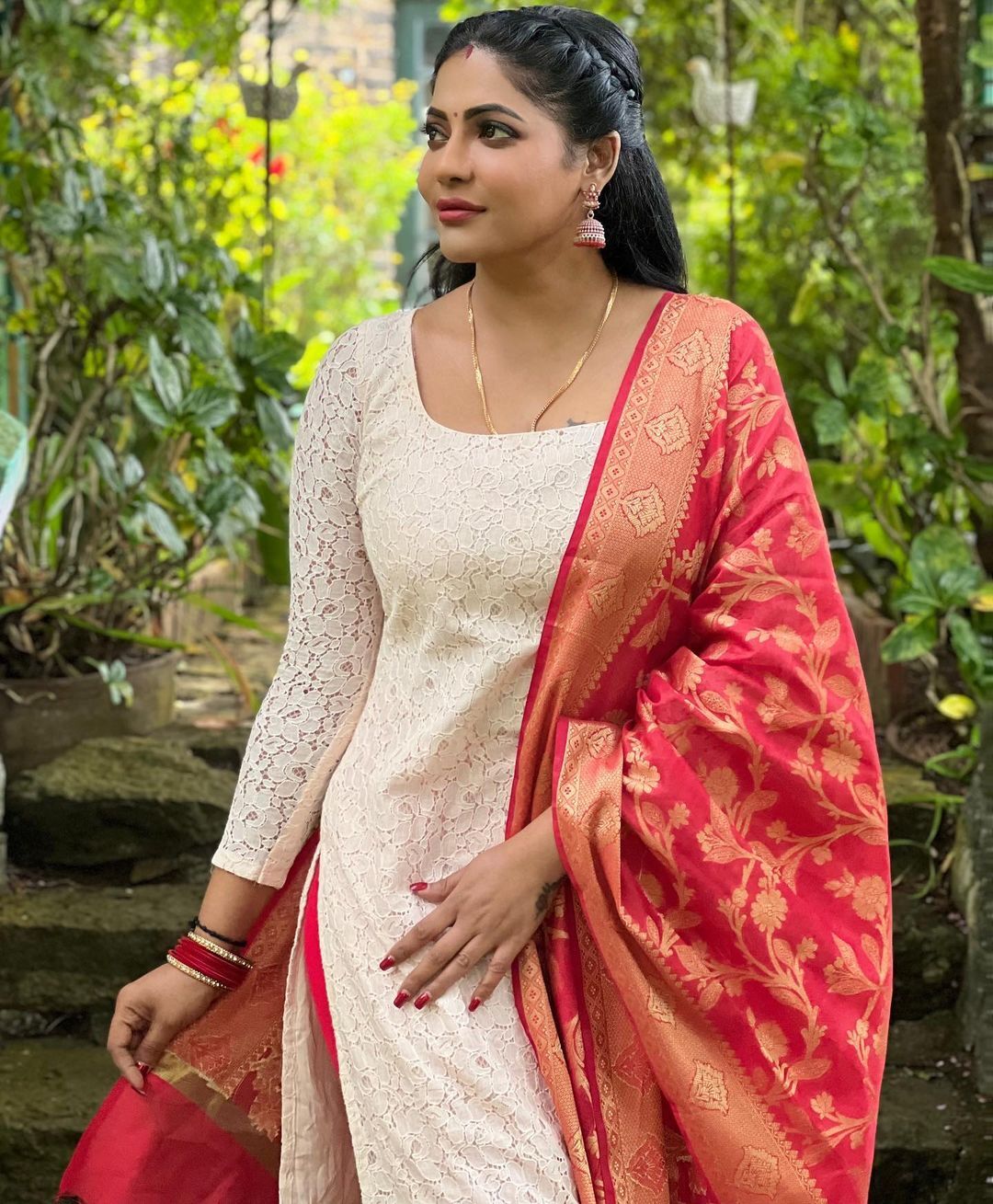 PHOTOS : சுடிதார் அணிந்து வந்த சொர்க்கமே..! பாக்கியலட்சுமி சீரியல் ...