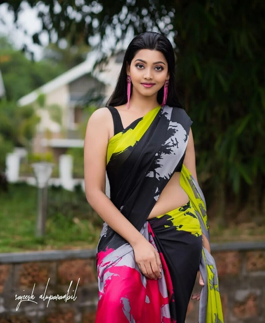 PHOTOS : மாடர்ன் உடையில் மனதை மயக்கம் தனன்யா.. ஏங்கவைக்கும் லேட்டஸ்ட் பிக்ஸ் இதோ.. | actress ...