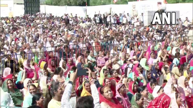 PM Modi Dedicates IIT Una And Lay The Foundation Stone Bulk Drug Park ...