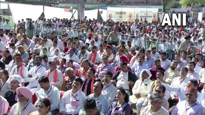 PM Modi Dedicates IIT Una And Lay The Foundation Stone Bulk Drug Park ...