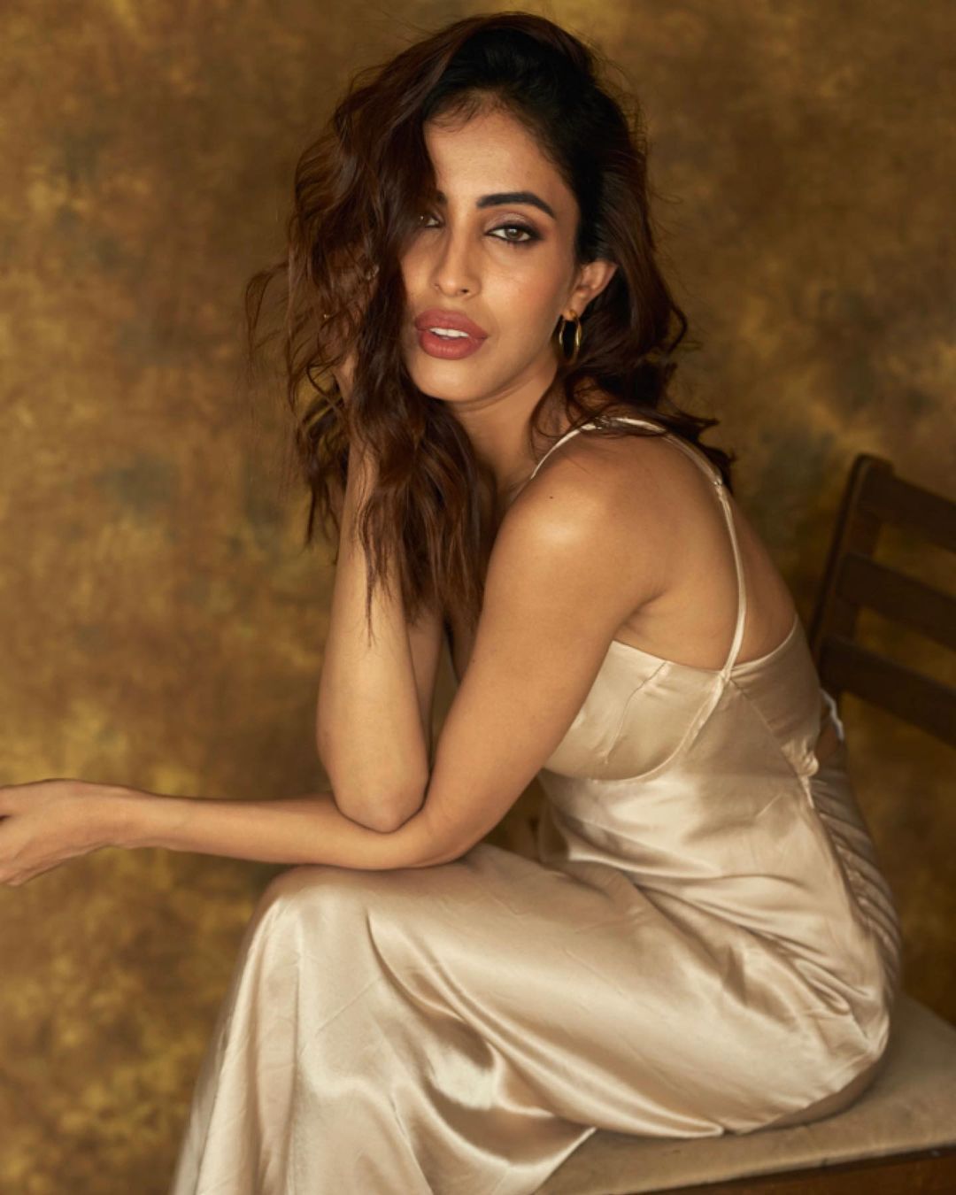 Priya Banerjee Pics: वेब सीरीज में बोल्ड सीन से मचाया तहलका, ये है 'बेकाबू' सीरीज की सबसे Hot ...