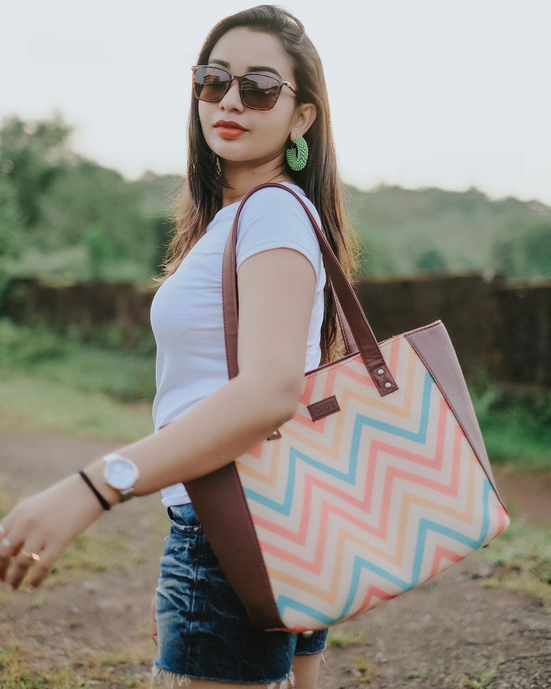 Serial Actress Alice Christy New Stunning And Stylish Stills In Shorts Goes Trending On Social ...