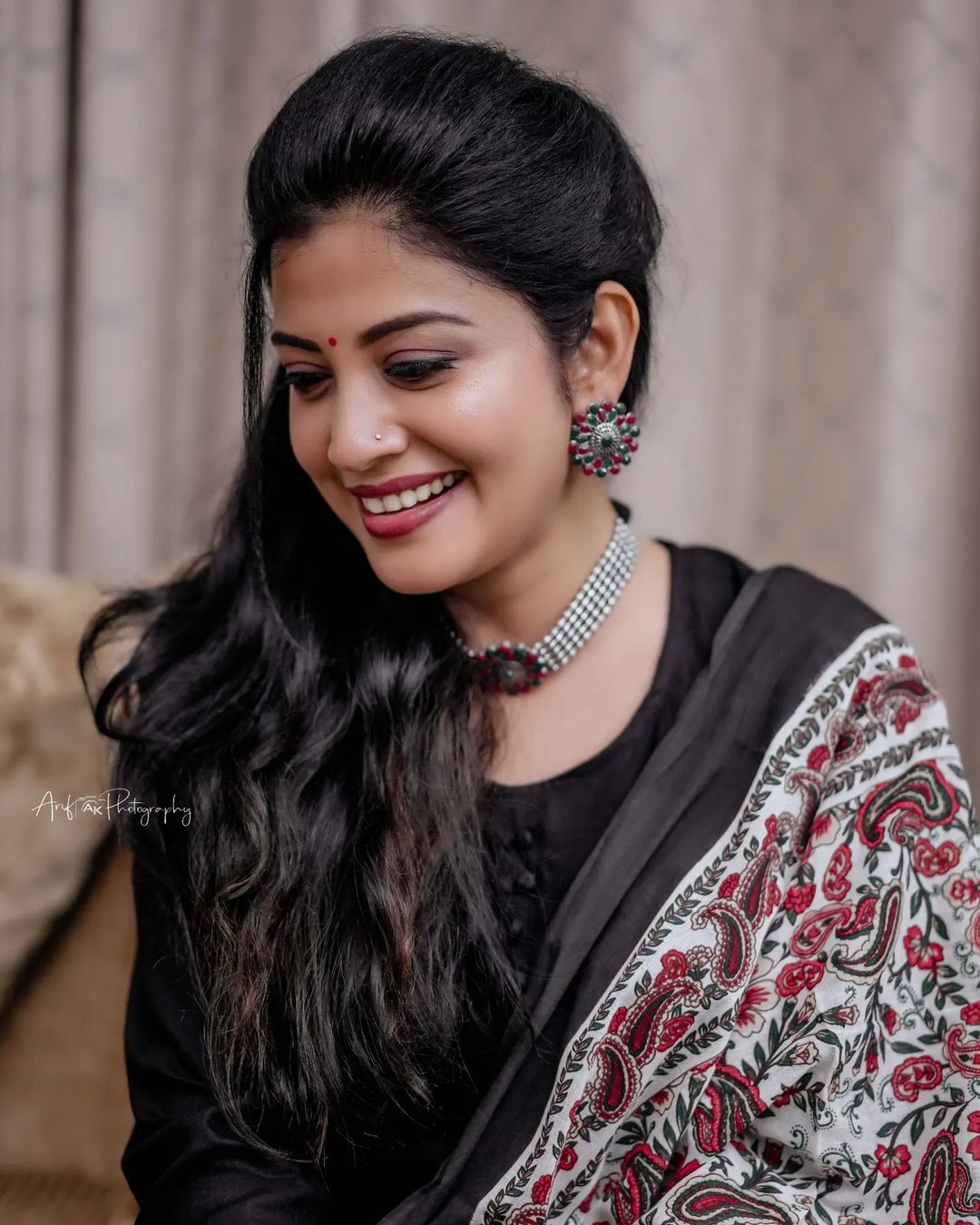 South Actress Shivada's Four Tamil Films Are Under Production and Some ...