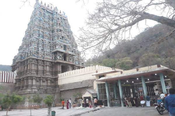 Top 10 Tallest Hindu Monumental Tower (Gopuram) In India Photos: HD ...