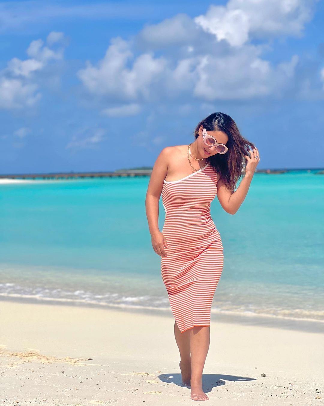 સમુદ્ર કીનારે ટીવીની નાગિન હિના ખાને બતાવ્યો ગ્લેમરસ અંદાજ, ફેન્સ થયા પાણી પાણી | Samudra Kinara ...