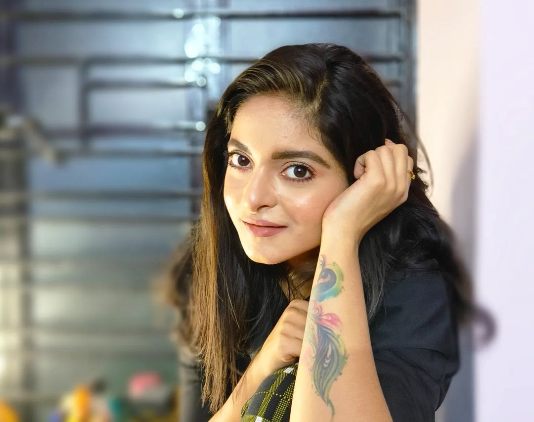 ক্যাজুয়াল লুকেও অসাধারণ লাগে টেলি অভিনেত্রী দিয়াকে, ভাইরাল ছবি | Television actress diya ...