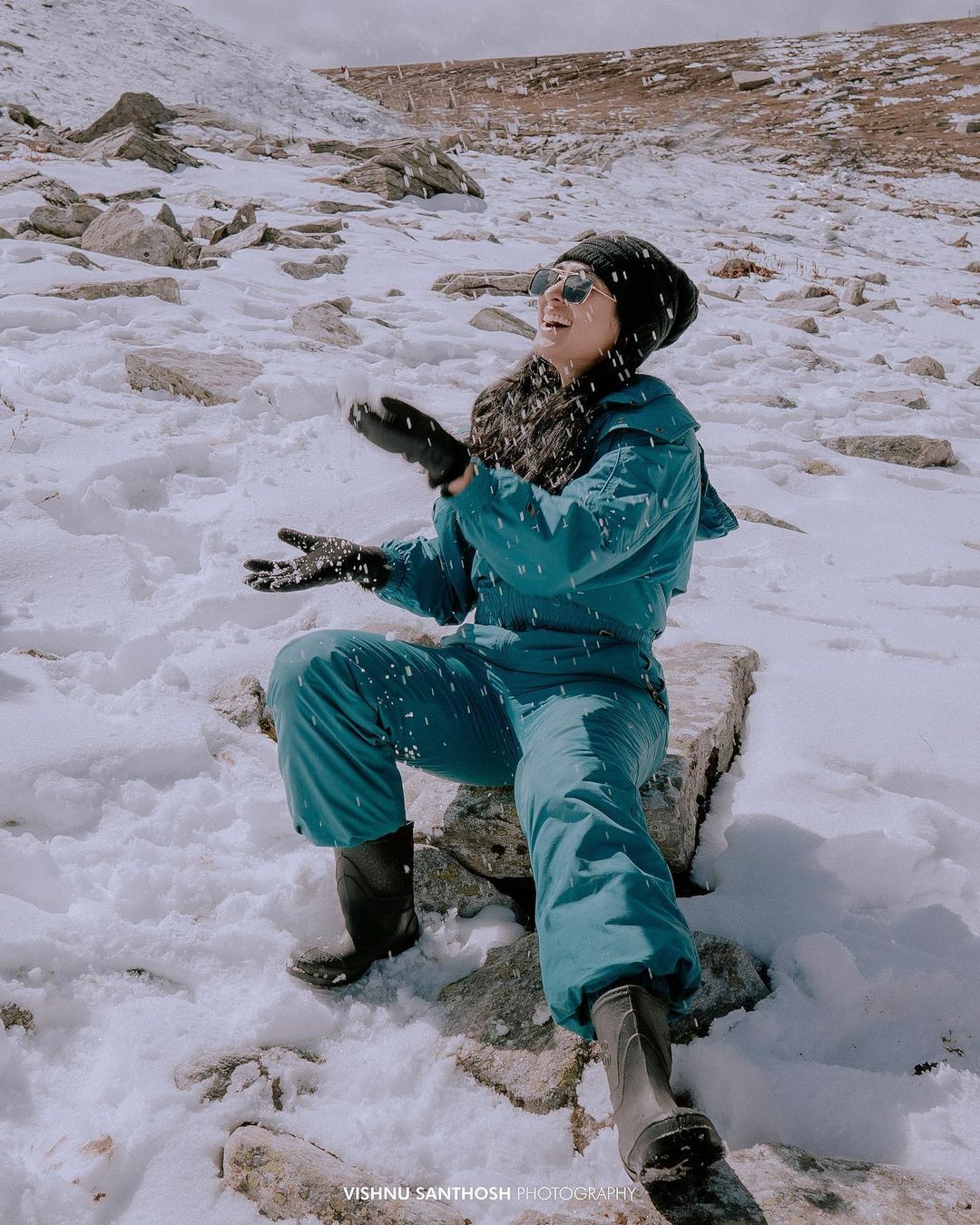 Actress Deepti Sati New Bold And Stylish Vacation Stills From Himachal ...