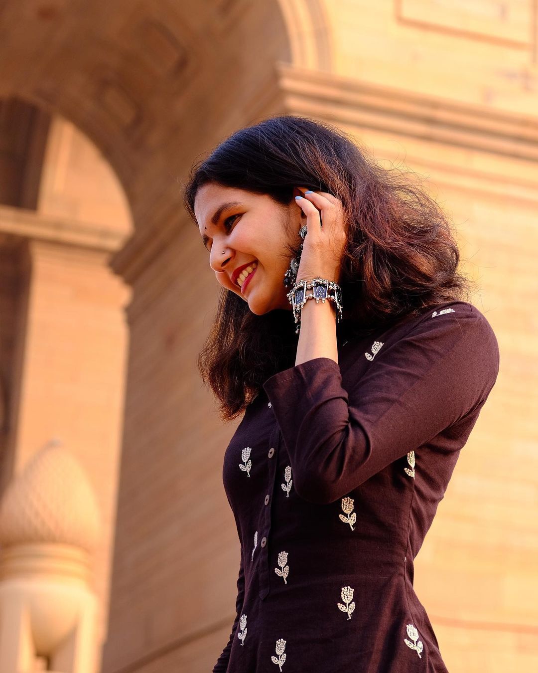 Actress Juhi Rustagi Trending On Social Media In Simple And Cute Look ...