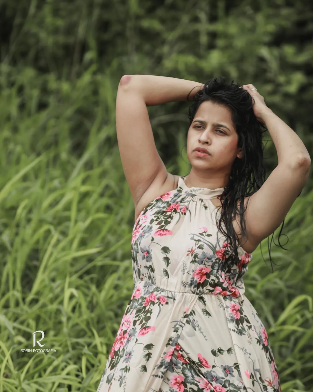 Actress-Model Sadhika Venugopal's Latest Glamorous Photoshoot Made Wow ...