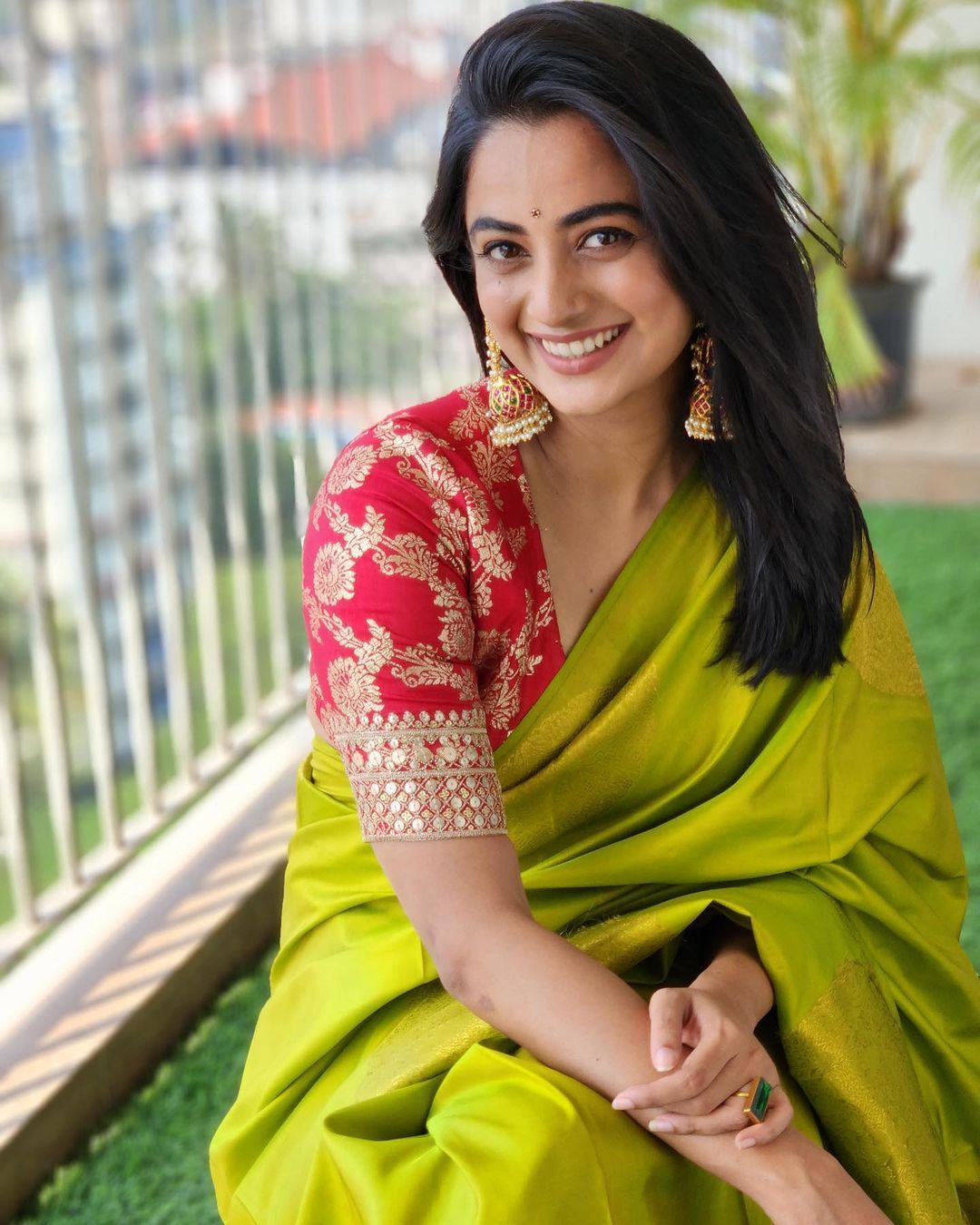 Actress Namitha Pramod Looking Gorgeous In Saree, New Photos Goes Viral ...